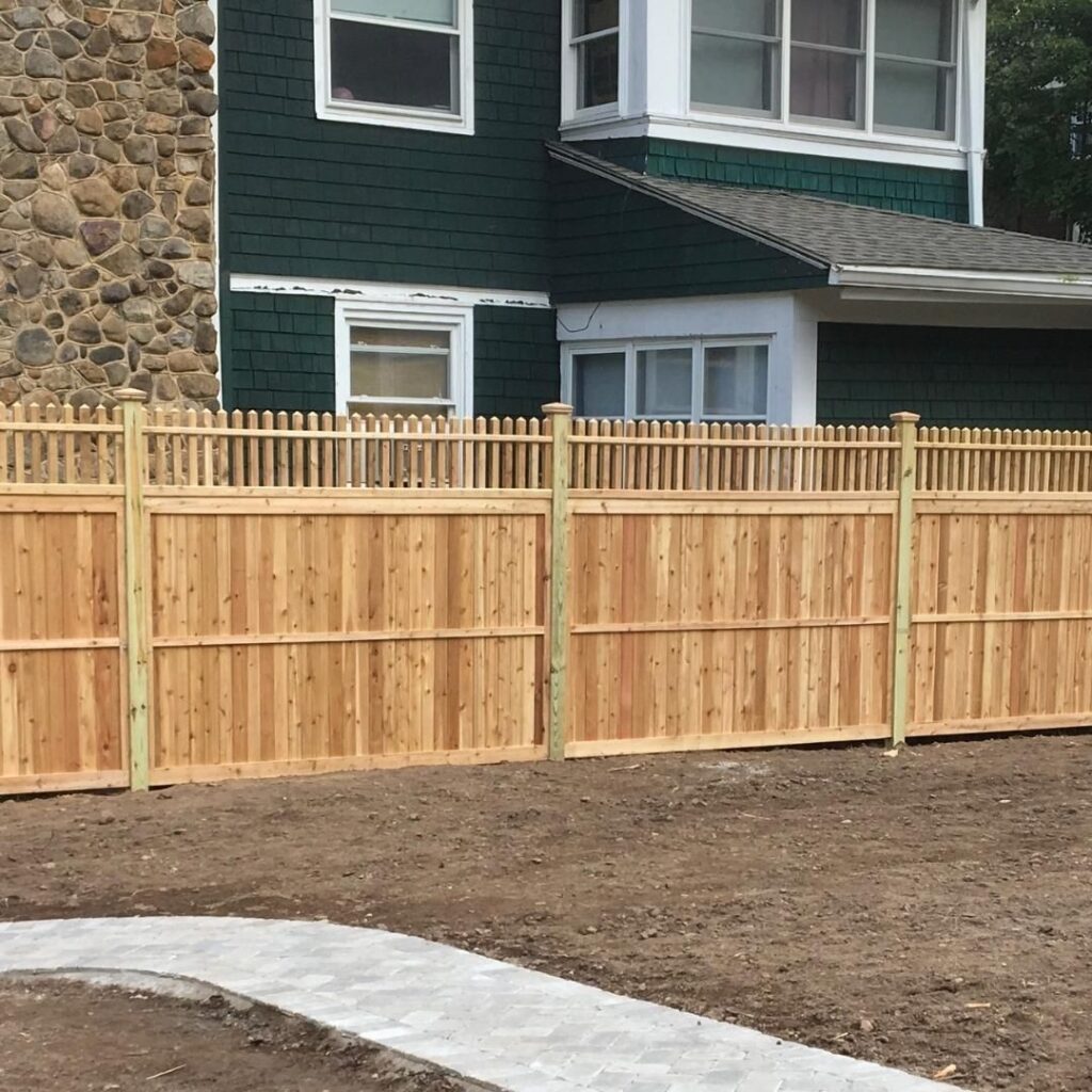 15 Innovative Fence Toppers to Enhance Privacy, Height & Style