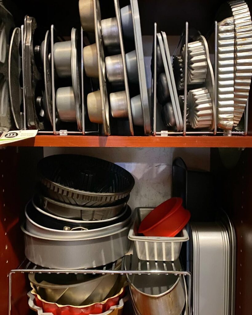 15 Smart Baking Pan Storage Ideas That Actually Work