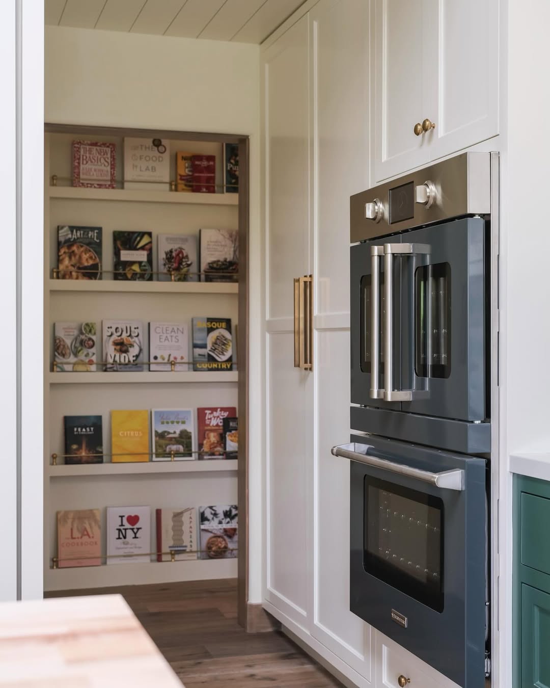 Cookbook Display Ideas That Elevate Your Kitchen Decor